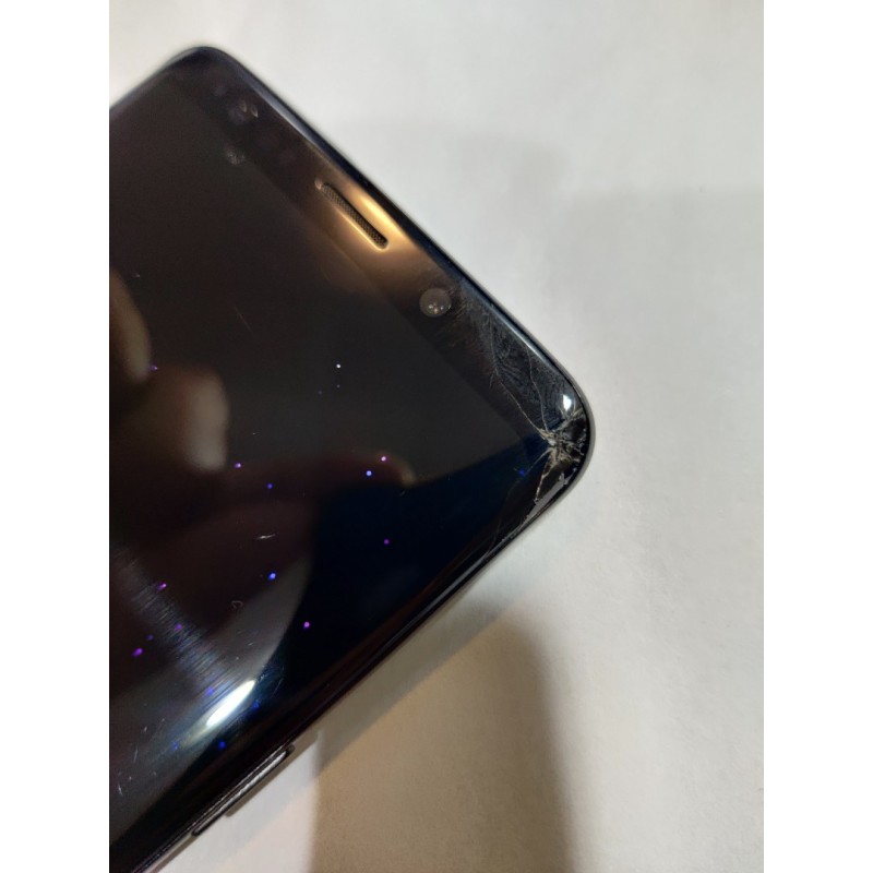 Samsung Galaxy S9 64gb Black Minor Cracked Screen