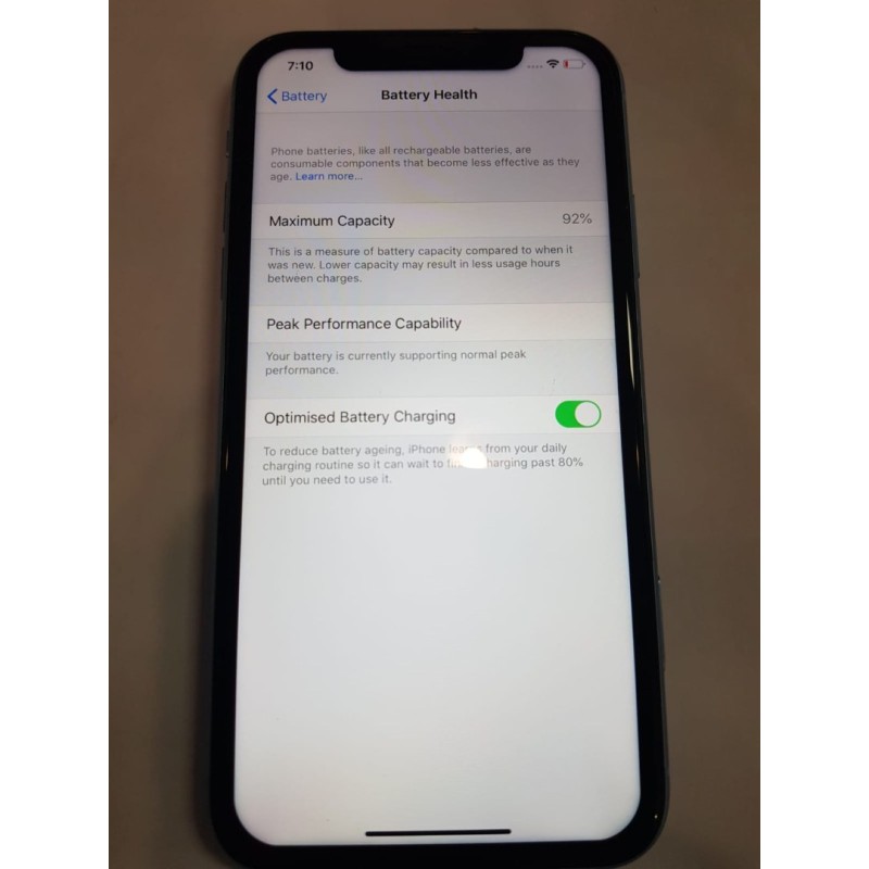 Apple iPhone XR (128GB) - No FaceID - A2105